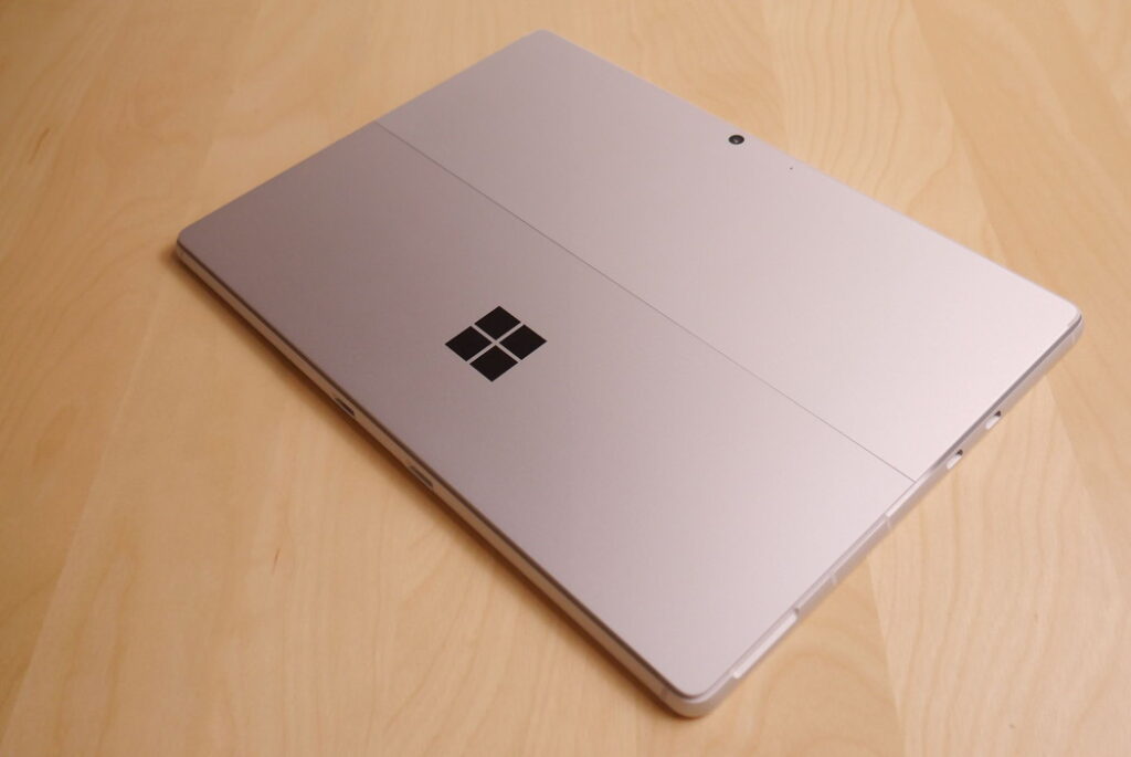 「Surface Pro 9」SQ3実機レビュー：5G対応のARM 2-in-1。省電力で持ち運びが多い方にオススメ - Surface PC ...